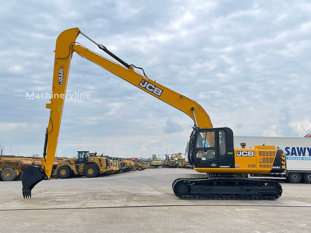 Novi JCB 245 HD LR bager sa dugom strelom