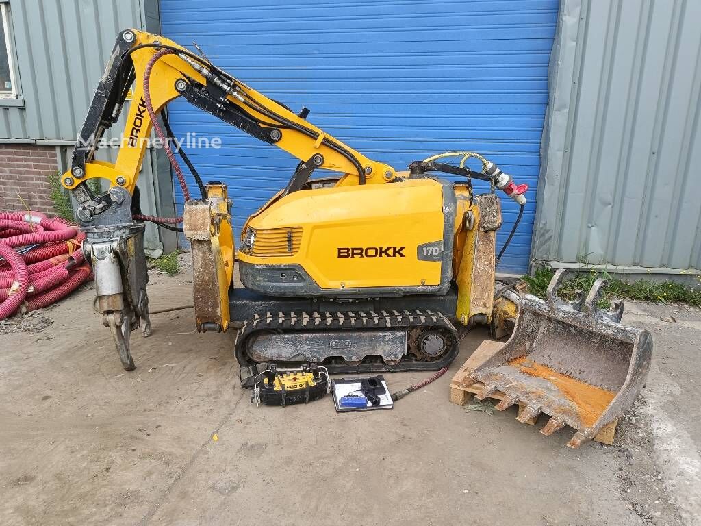 Brokk 170 demolition robot remote radio husqvarna bager za rušenje
