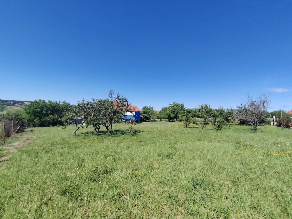 Građevinski plac 5 ari, Barič, Obrenovac, 20.000€