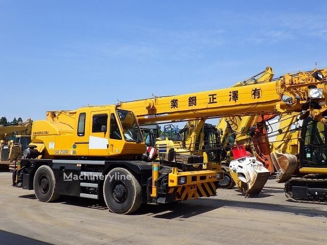 Kato KR-25H-V7 dizalica za sve terene