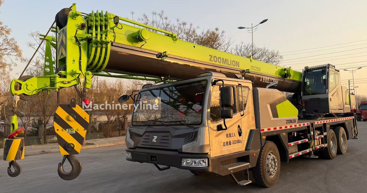 Zoomlion ZTC251V dizalica za sve terene