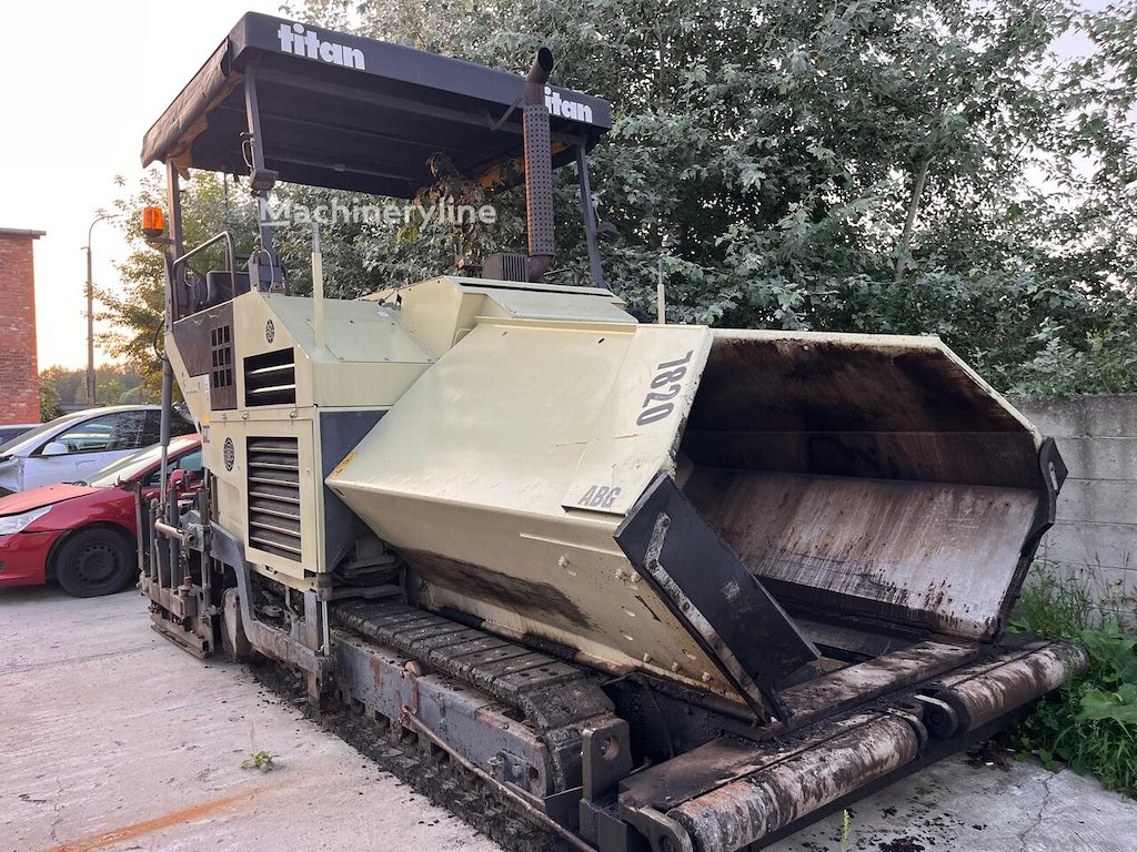 ABG Titan 7820 asfaltni finišer guseničar