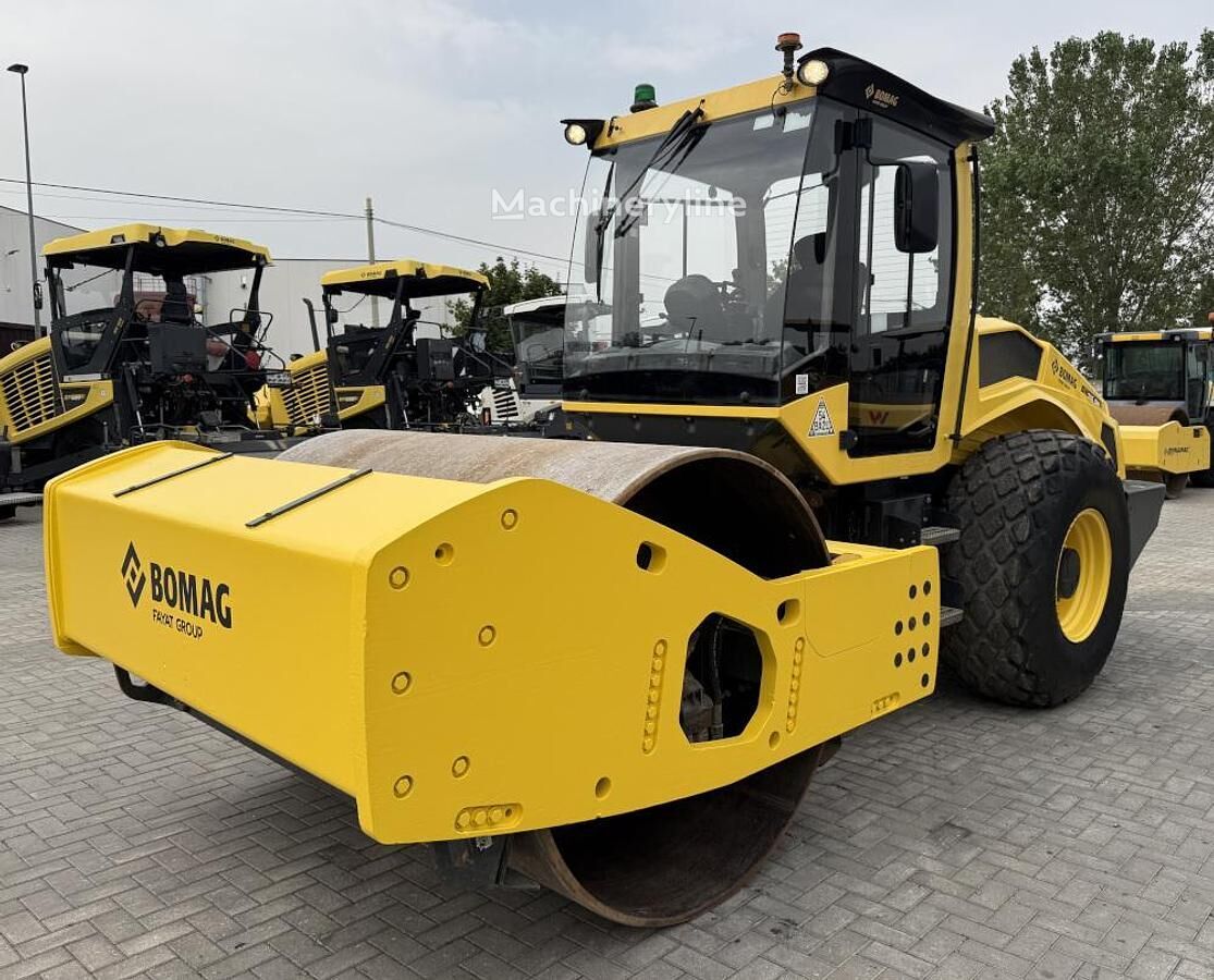 BOMAG BW 216 DH-5 kompaktor s jednim valjkom