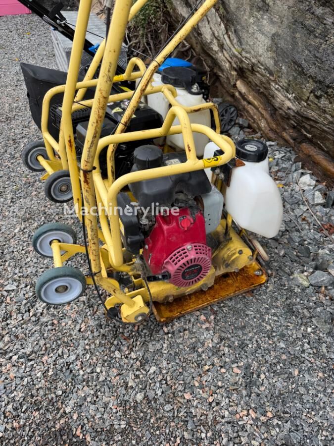 Prodaje se Paclite Paclite 45 kg vibro ploču na aukciji