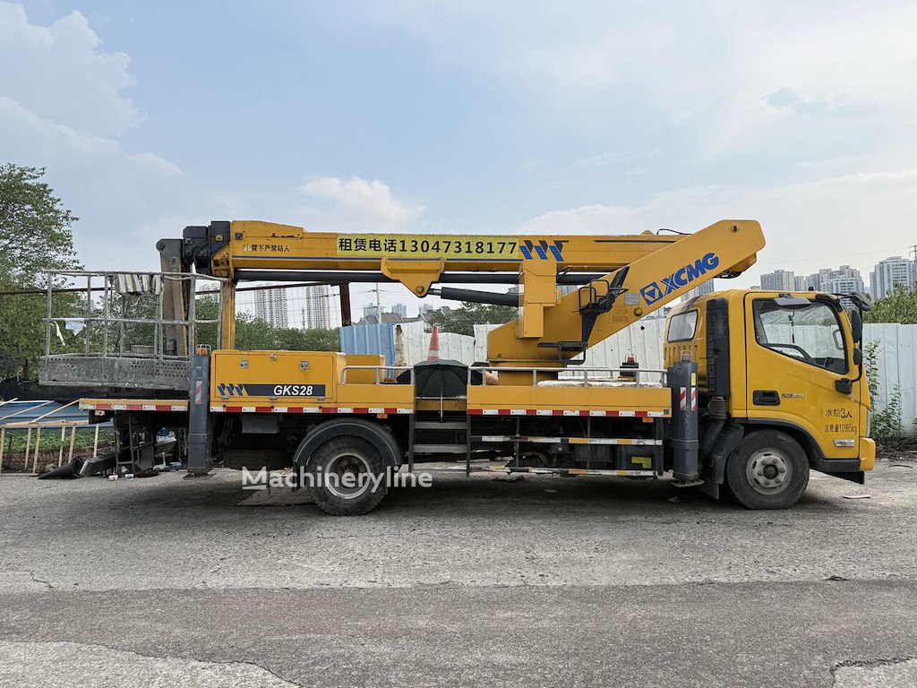 Foton auto dizalica s korpom
