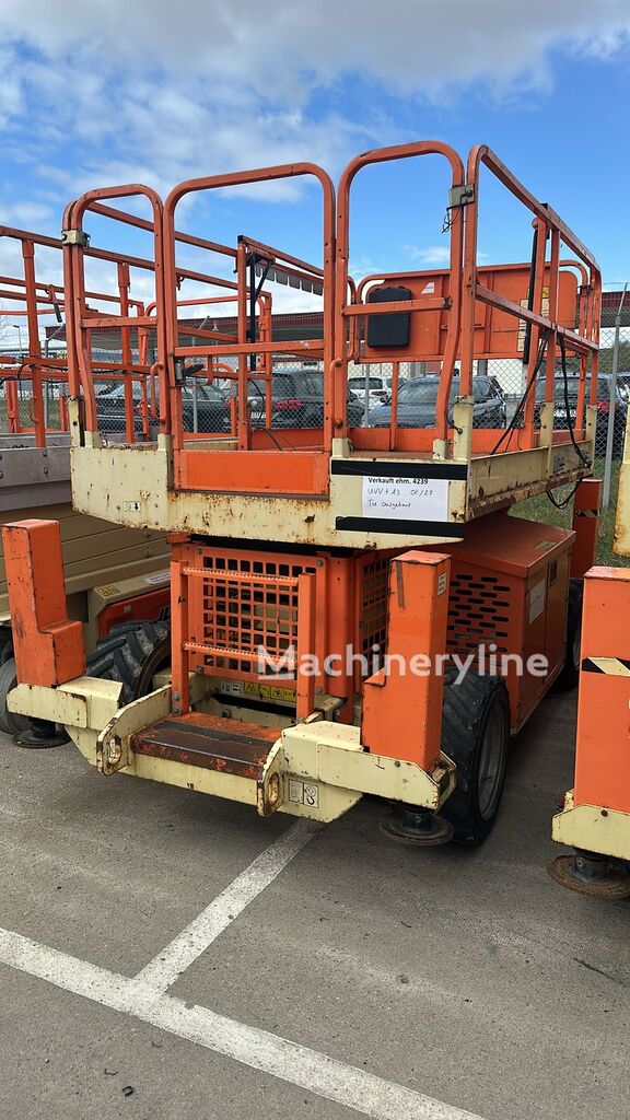 JLG 260MRT makazasta platforma