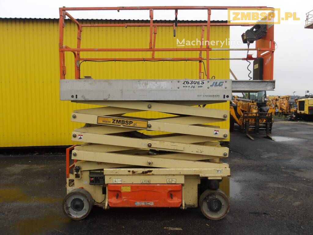 JLG 2630 ES makazasta platforma