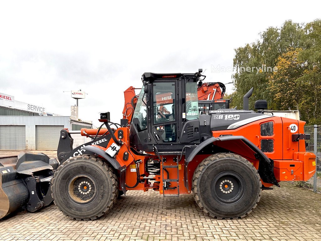 Hitachi ZW180-7 prednji utovarivač