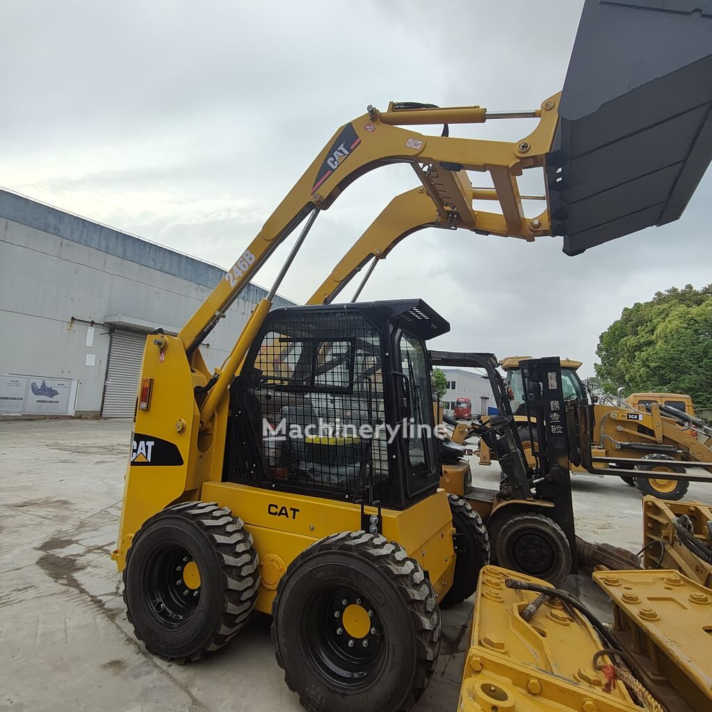 Caterpillar 246B mini utovarivač