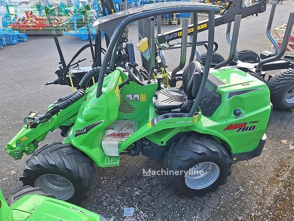 Avant 760i multifunkcionalni utovarivač