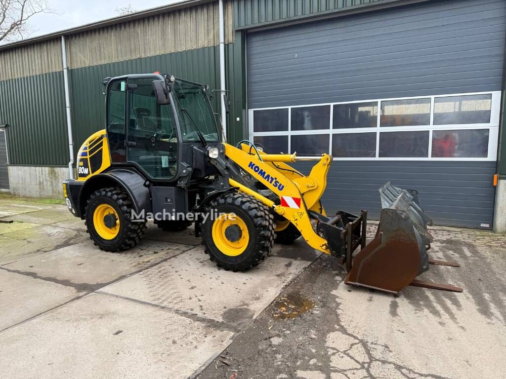 Komatsu WA 80 M-8 prednji utovarivač