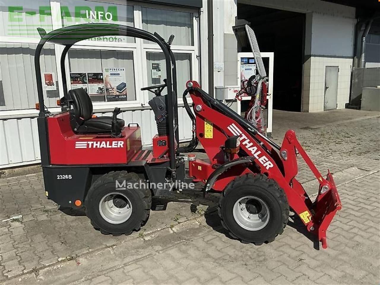 Thaler 2326s multifunkcionalni utovarivač
