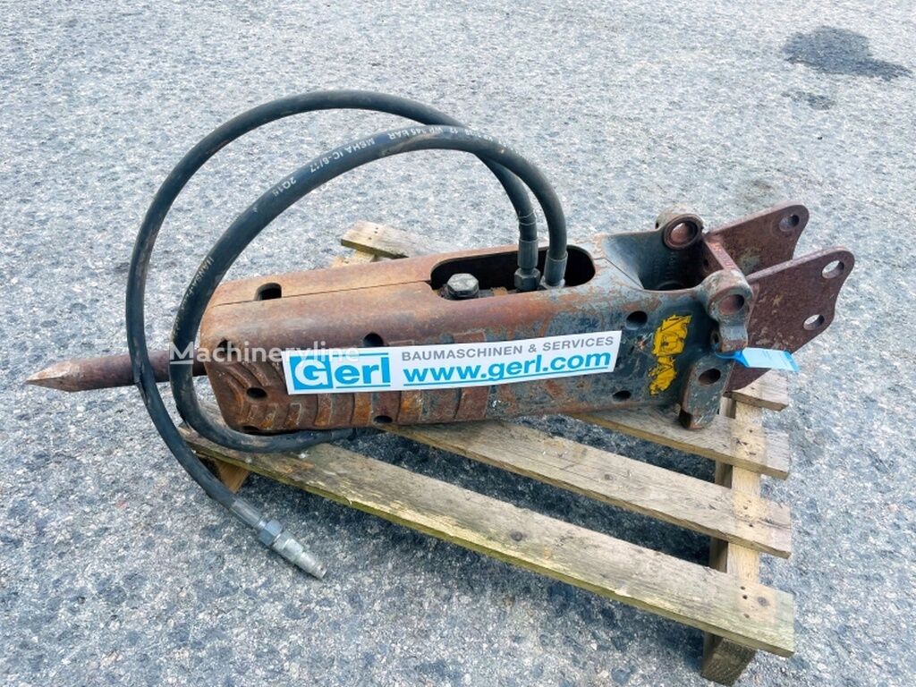 CNH CB 18 hidraulični čekić