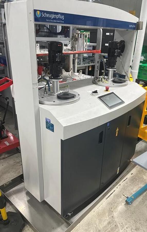 Scheugenpflug Casting Plant Line obradni centar