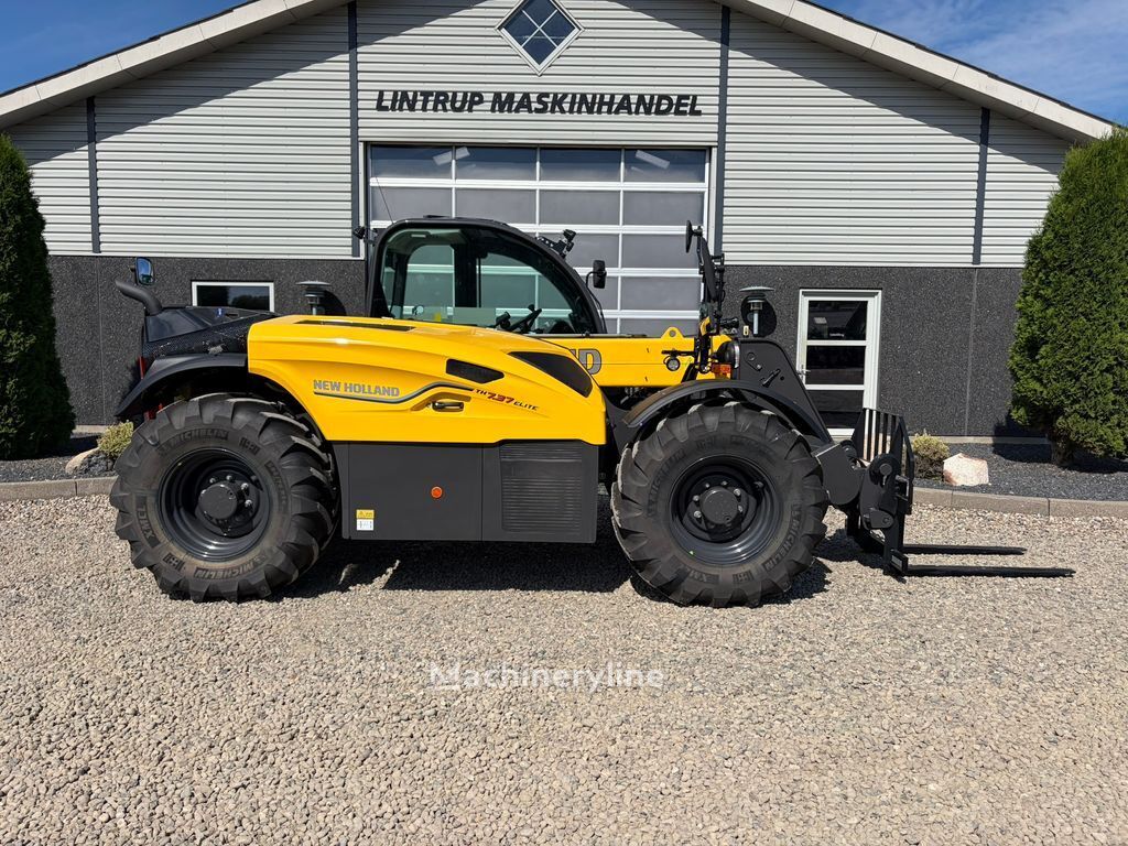 New Holland TH7.37 Elite teleskopski utovarivač