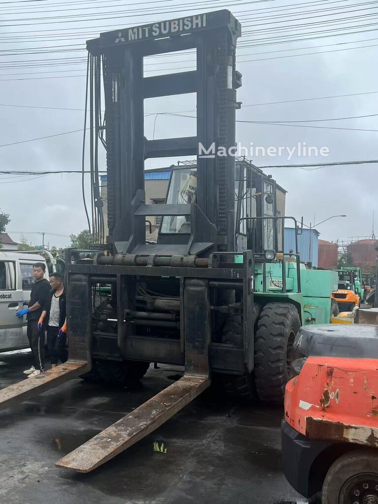 Mitsubishi LOW WORKING HOURS FORKLIFT FD300 teški viljuškar