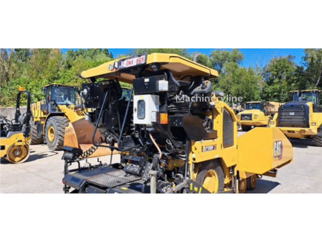 Caterpillar AP300F asfaltni finišer točkaš