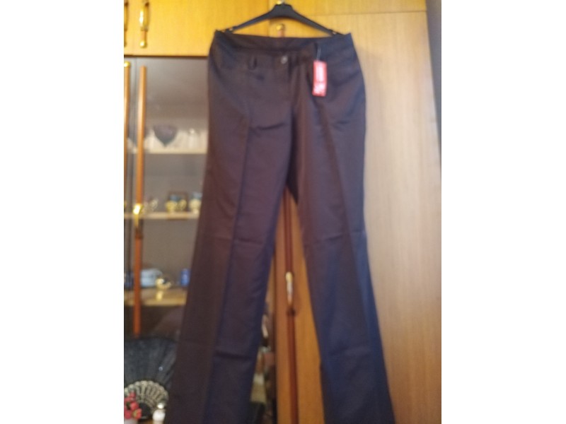 Braon pantalone, br. 38