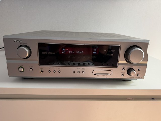 Denon AVR-1705 ispravan sa oštećenjem