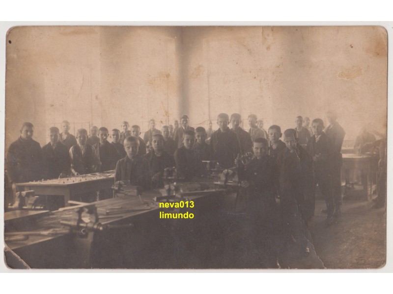 Stara FOTOGRAFIJA - ucenici 1926 gd.Nis