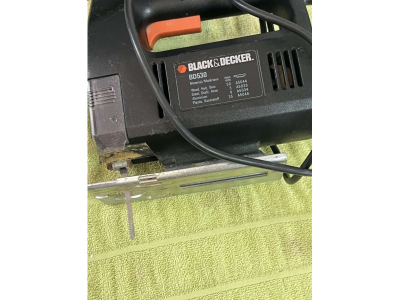Black & Decker Ubodna Testera BD530 330W