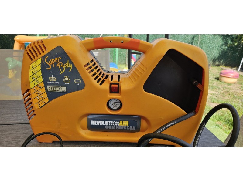 NUAIR Super Boxy Revolution Air Compressor