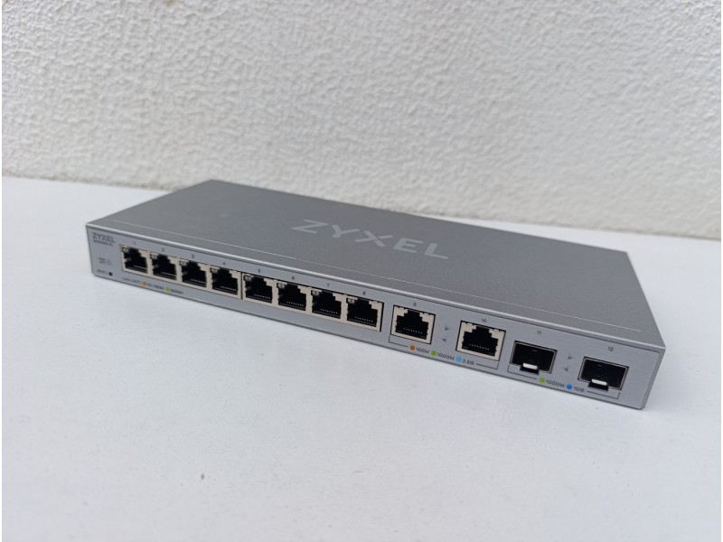 ZYXEL 12-Port Web-Managed Multi-Gigabit Switch - XGS121