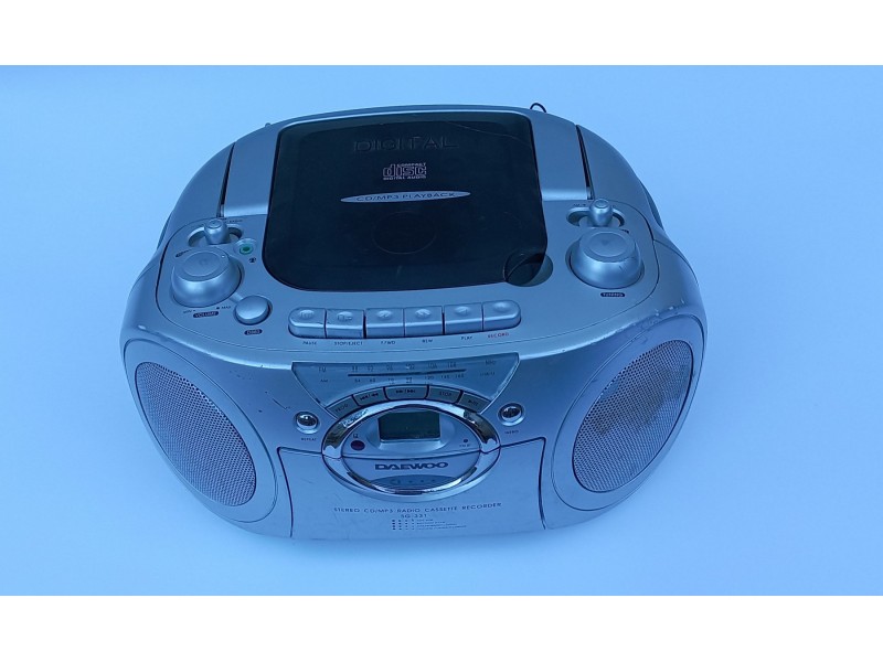 Radio sa CD, deck Daewoo SG-331 - (YOUTUBE VIDEO)