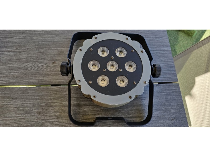 Showtec Compact Par 7-3 LED reflektor