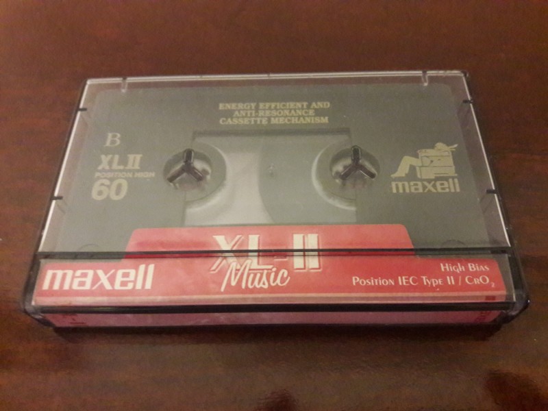 Kaseta Maxell