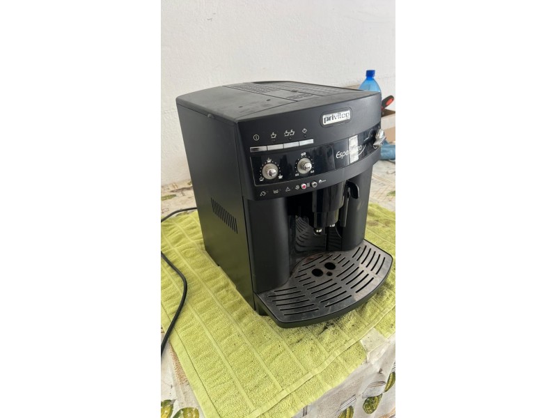 Kafe aparat sa mlinom Privileg Esperienza EAM3000