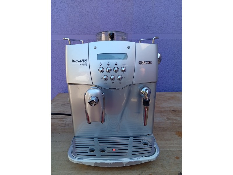 saeco incanto kafe aparat