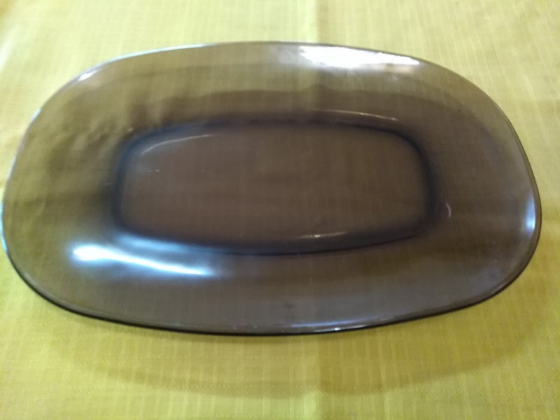 oval za posluženje hrane od dim stakla