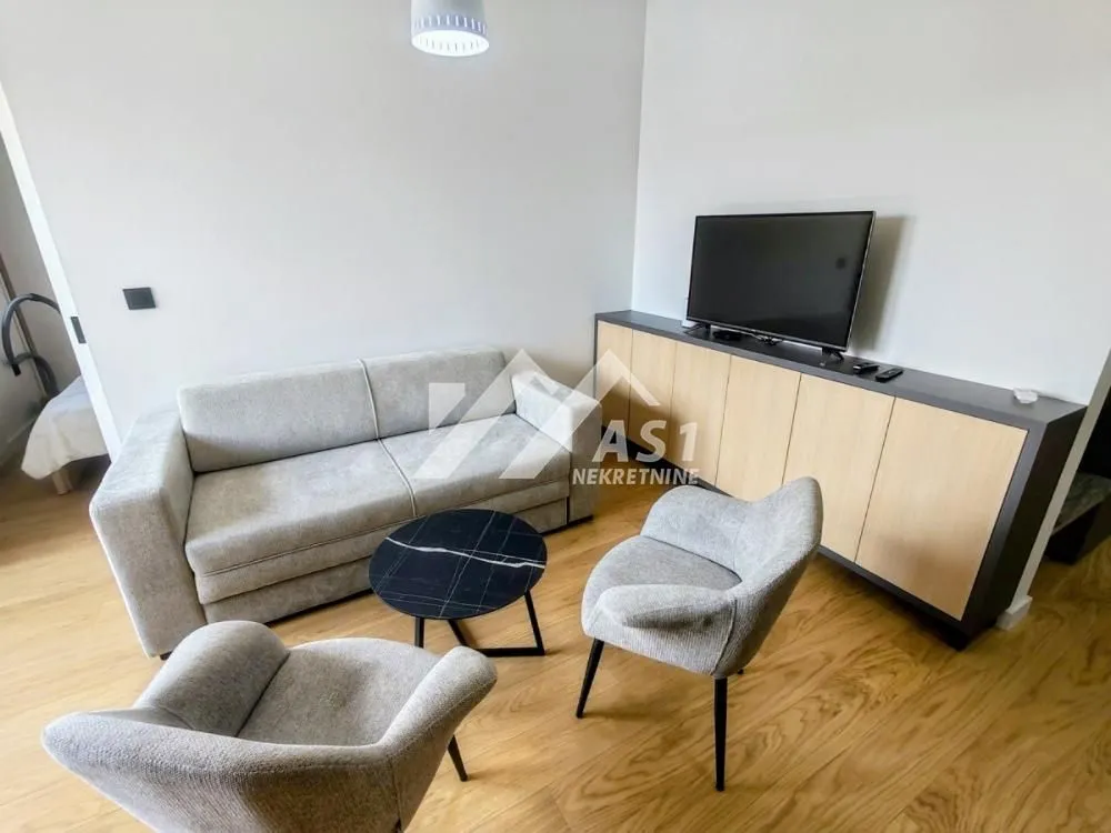 Izdavanje, jednosoban stan, 40m², Podbara, Novi Sad Sve Podlokacije