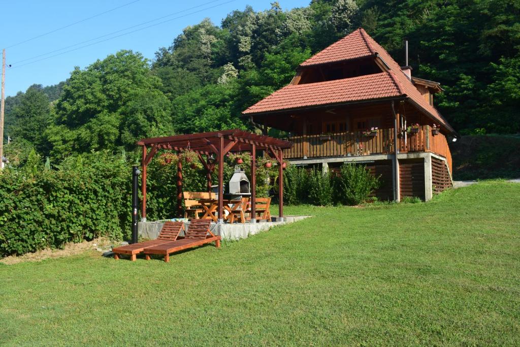 Drinska Tisina Vrhpolje
