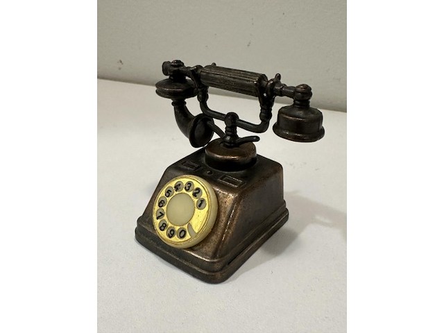 Telefon - zarezač