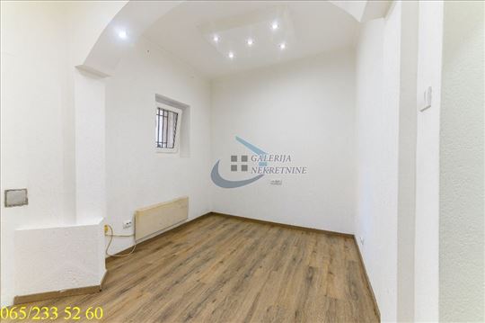Palilula, Palilulska pijaca - Majora Ilića 19m2