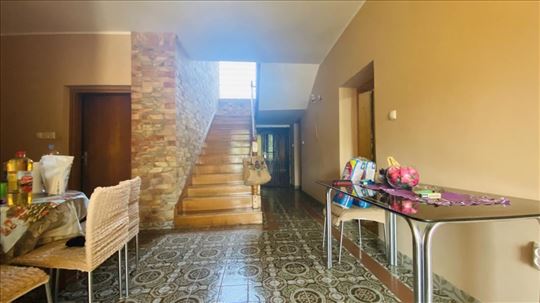 Hitno! Banatsko Novo Selo, kuća, 650 m2