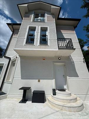 Blizina Izraelske ambasade, kuća 280 m2, 2,5 ara