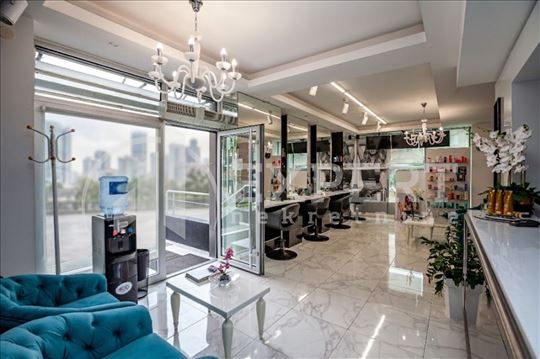 Fantastičan poslovni prostor 104m2,top ponuda