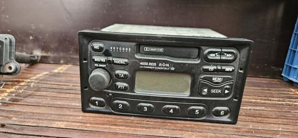 RADIO ZA FORD GALAXY