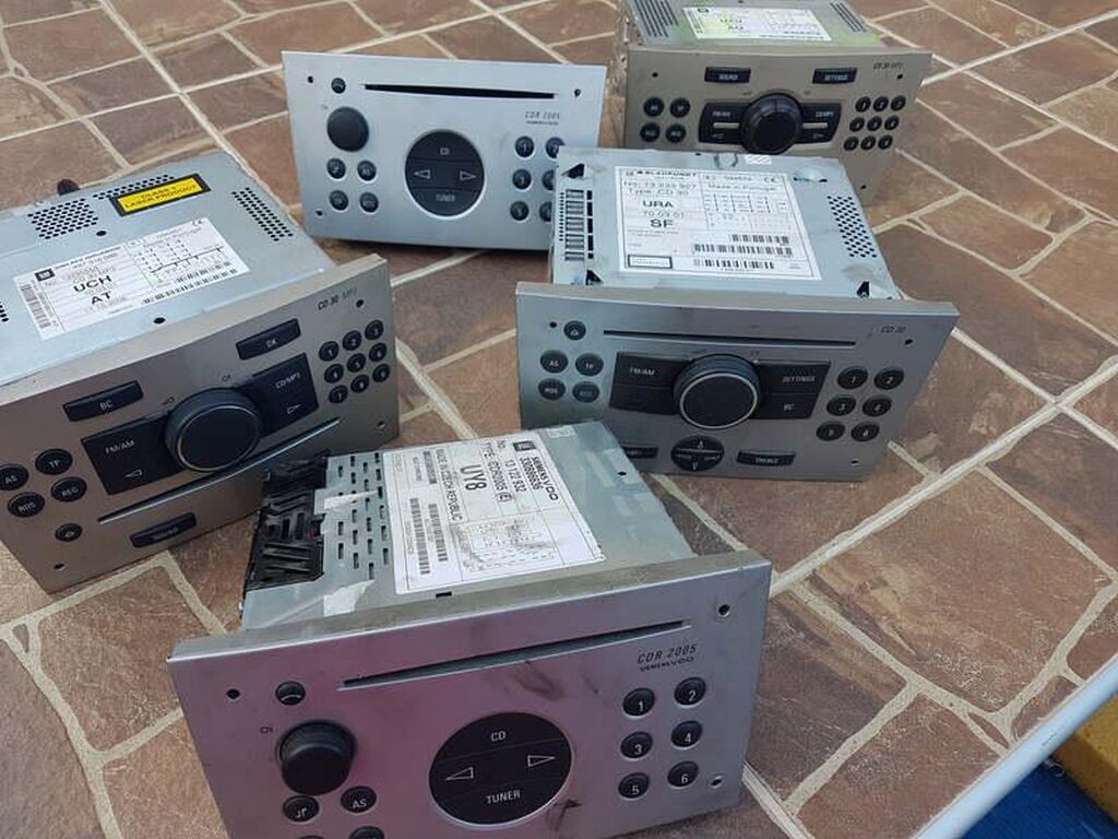 RADIO ZA OPEL AGILA, ASTRA H, CORSA D . | Polovni delovi za opel