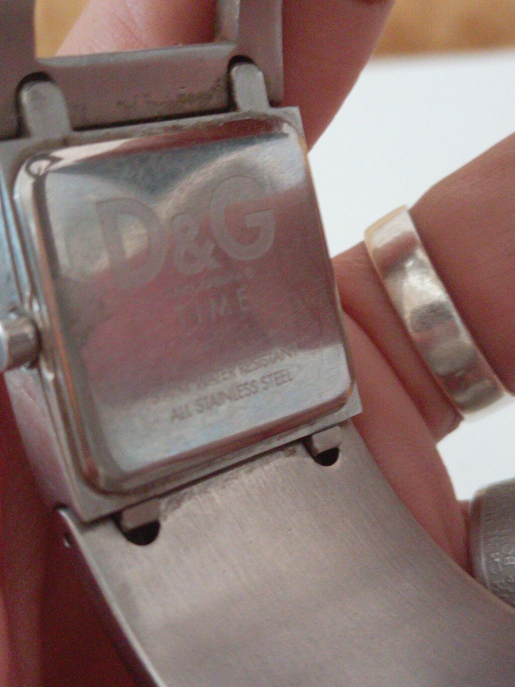D&G Time ženski sat – narukvica - Brend: D&G (Dolce &