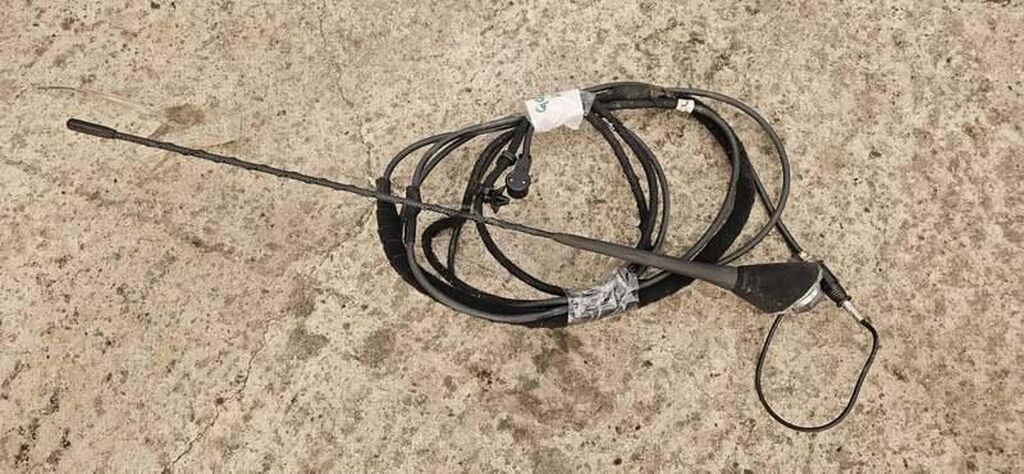 ANTENA ZA VOLKSWAGEN GOLF 4