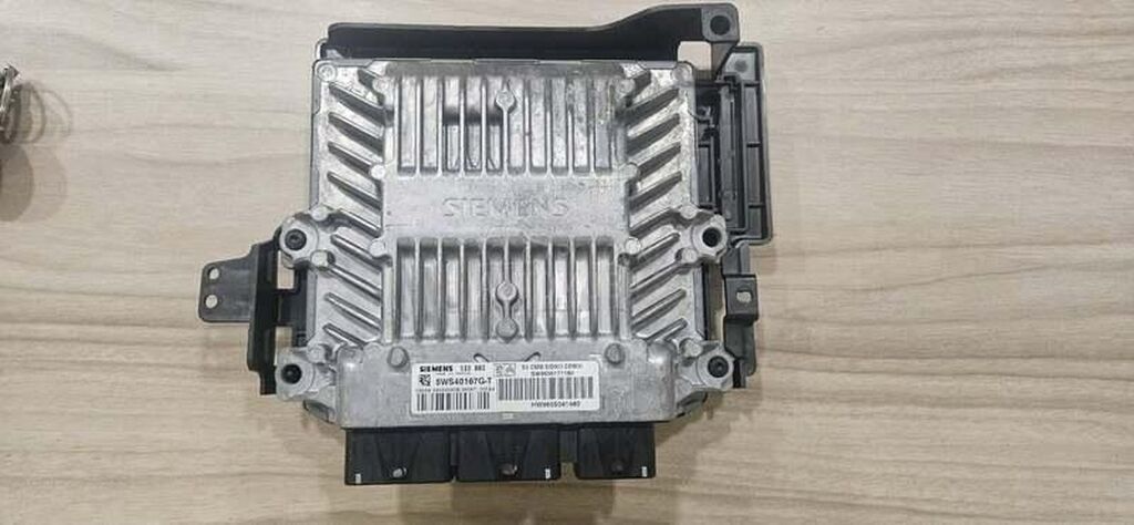 RACUNAR KOMPJUTER BSM BSI ZA PEUGEOT 407 OD 2005. DO 2008. GOD. |