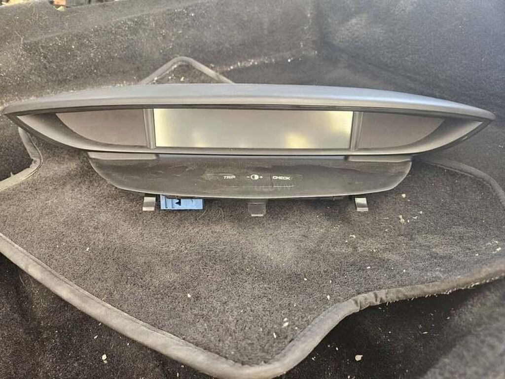 DISPLEJ KILOMETAR SAT 1.6 16V ZA CITROEN C4 OD 2002. DO 2008. GOD. -
