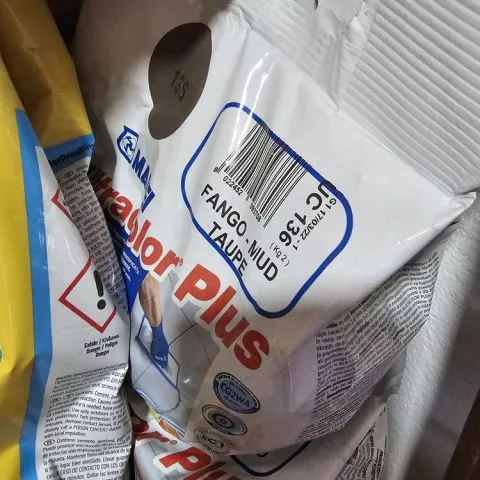 FUG MASA - ULTRACOLOR PLUS MAPEI