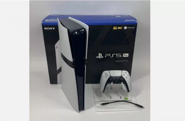 SONY PLAYSTATION 5 PRO PS5 PRO 2TB CONSOLE BUNDLE + EXTRAS
