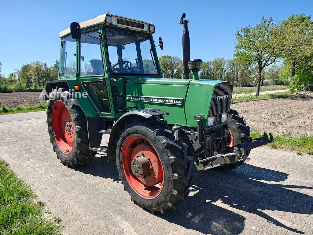 Prodaje se Fendt Farmer 309LSA traktor točkaš na aukciji