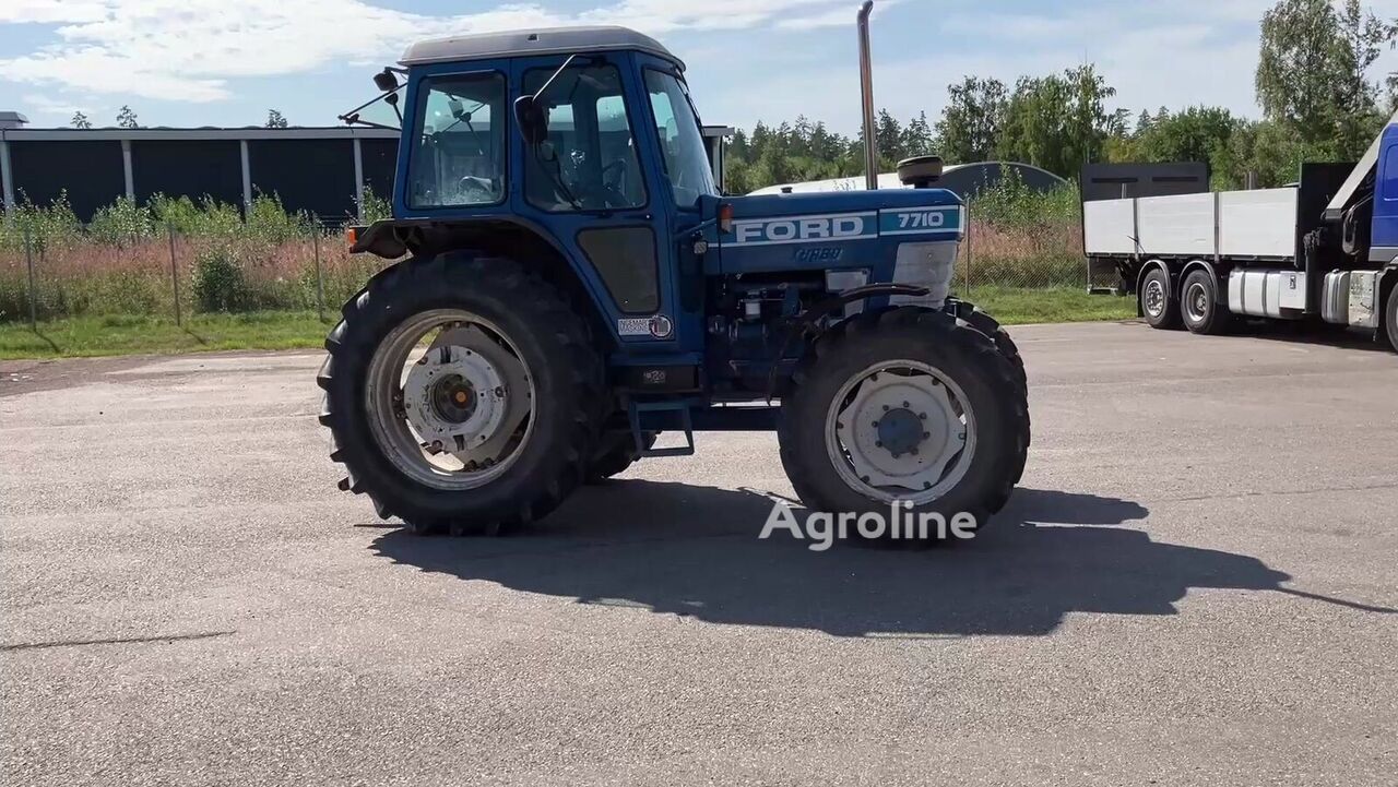 Prodaje se Ford 7710 4WD Turbo traktor točkaš na aukciji